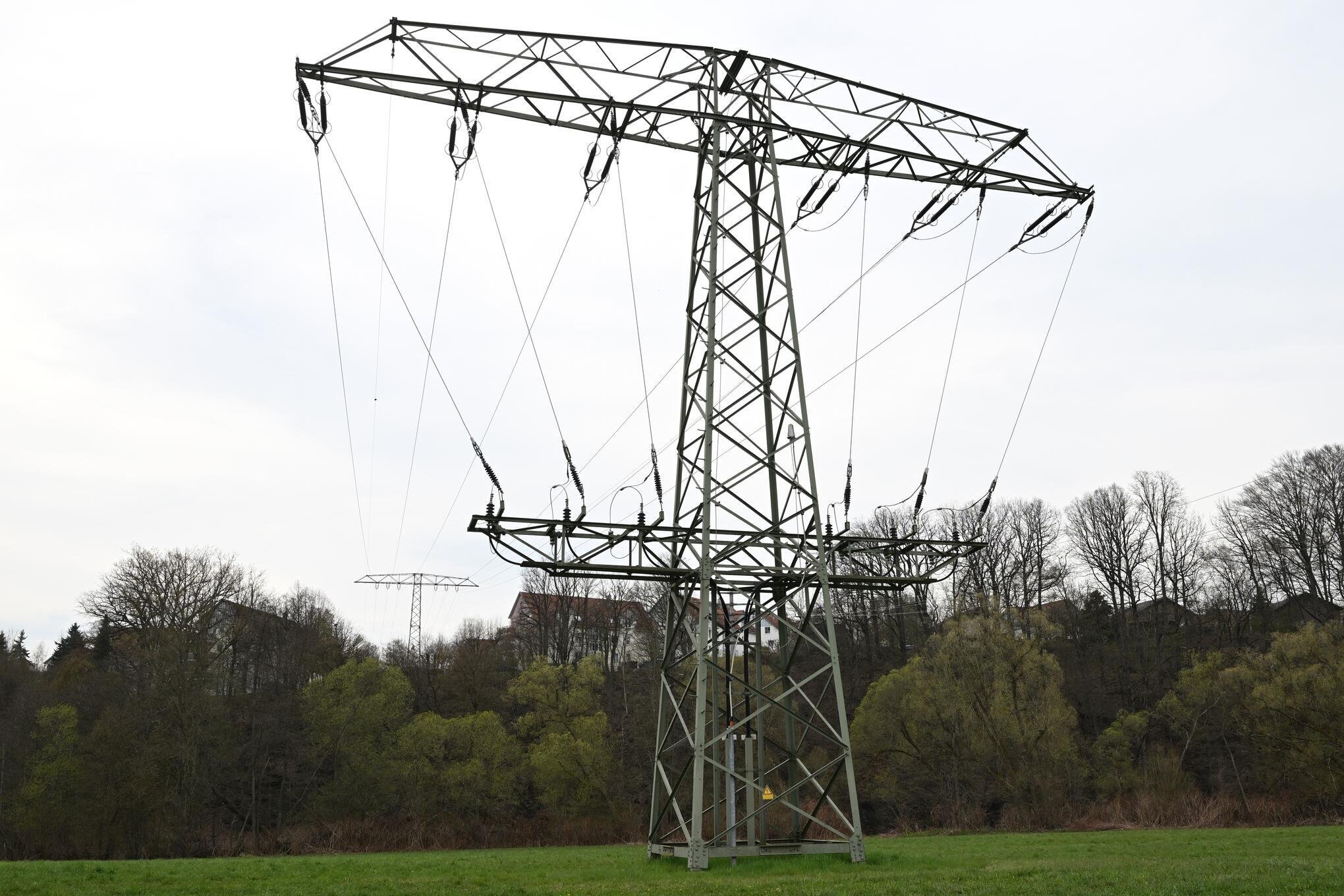 Neue Stromtrasse im Landkreis Zwickau: Einwohnerversammlungen in ...