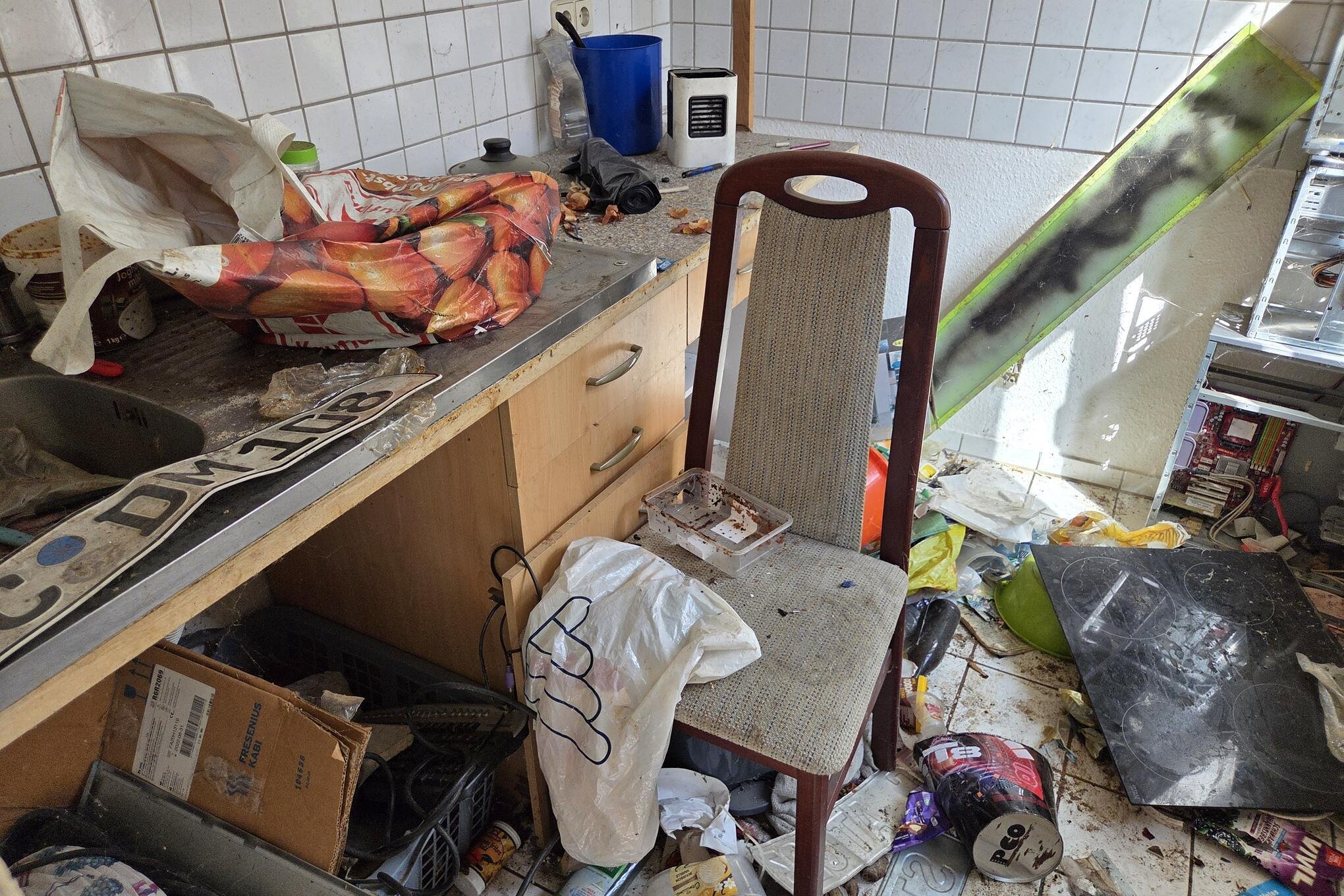 Messi Wohnung Wohin Mit Dem Mull