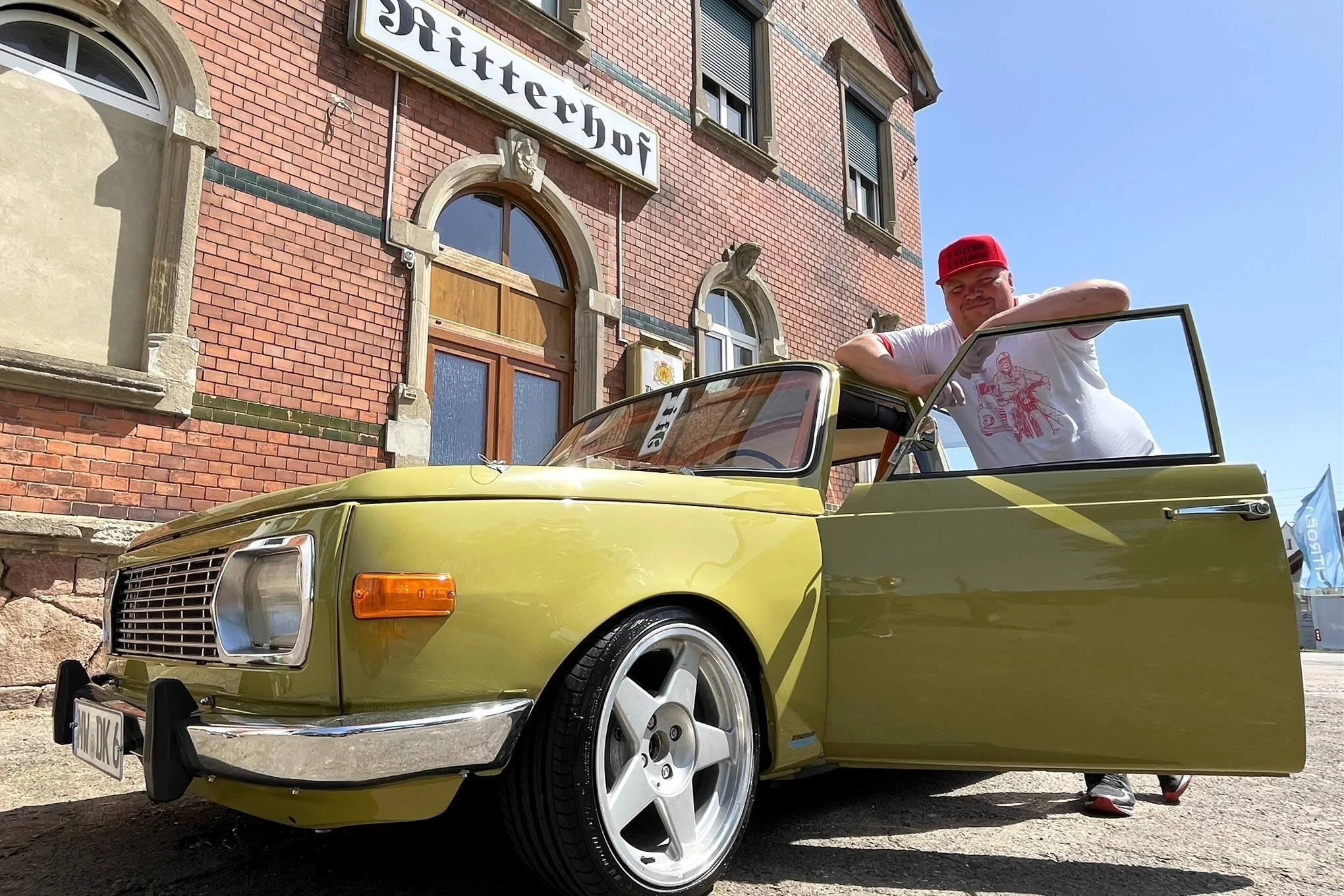 Trabi, Wartburg und viel edles Blech: Cars & Bikes Night in Altmittweida