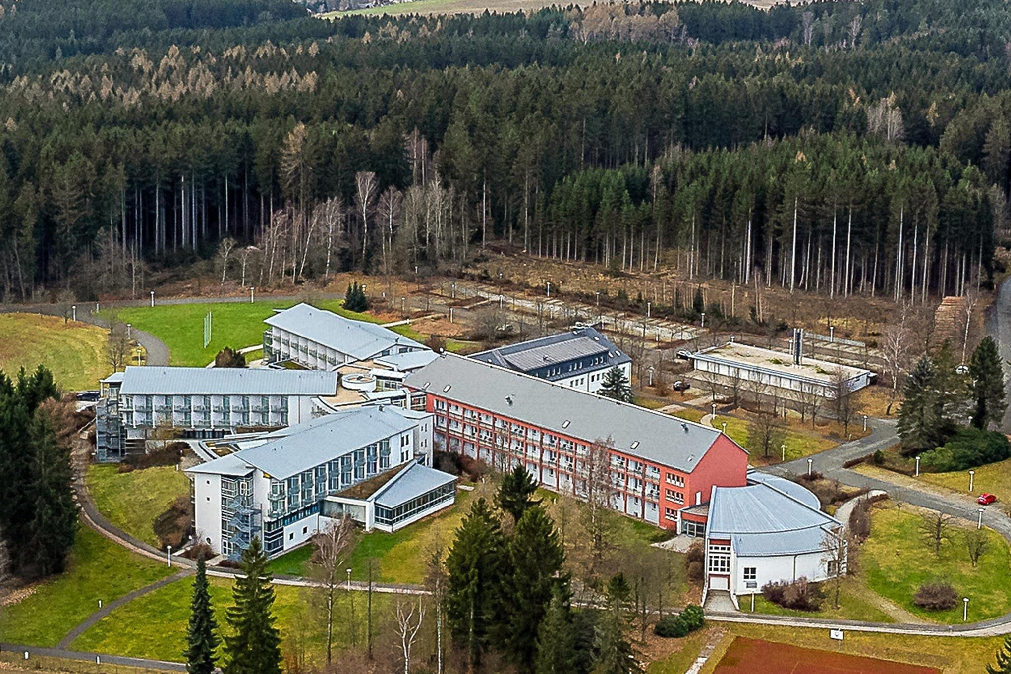 Mobile Büros in Falkenstein gehen in Dauerbetrieb: Wer jetzt die Chefs ...