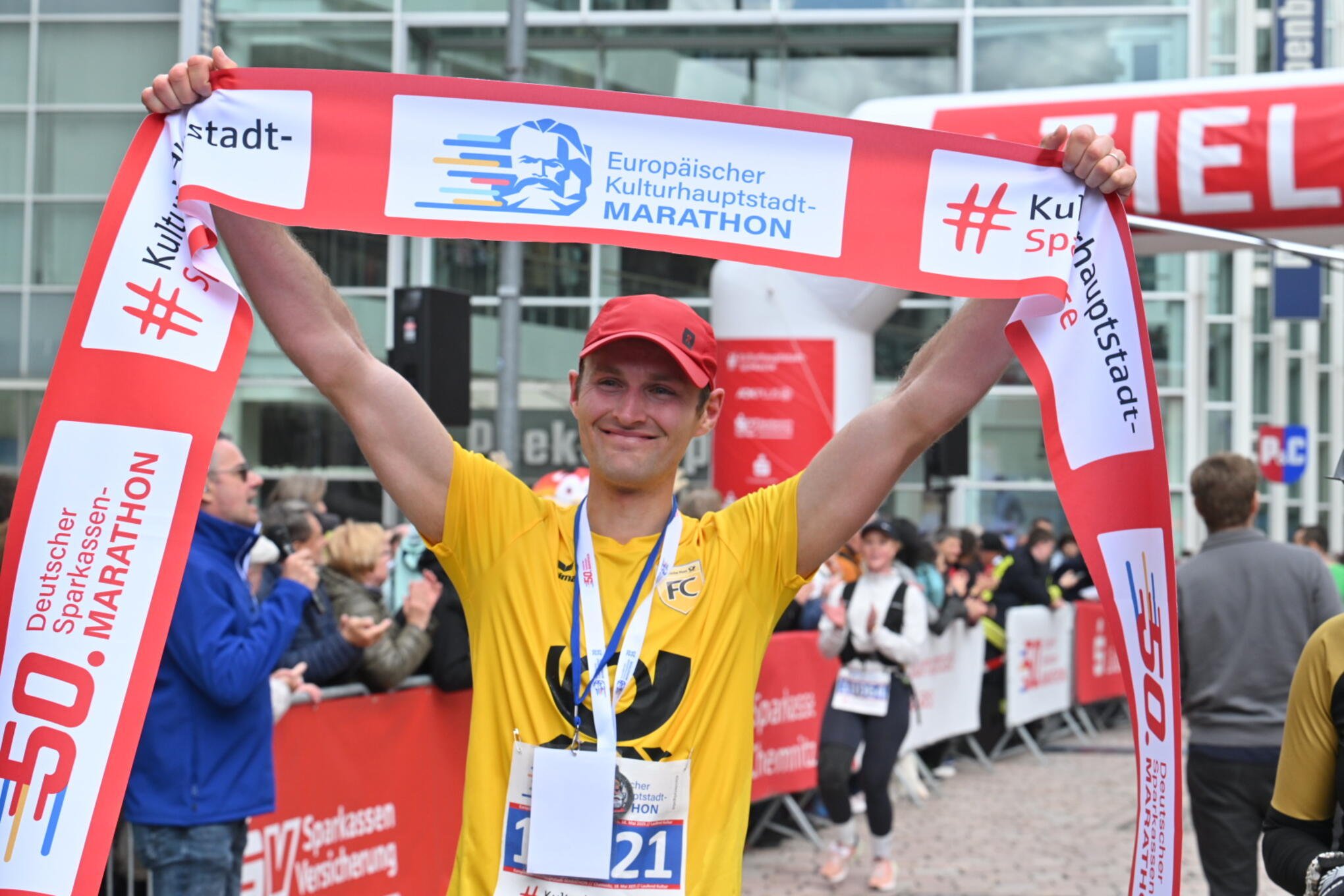 Kulturhauptstadt-Marathon in Chemnitz beendet – Mehr als 8000 ...