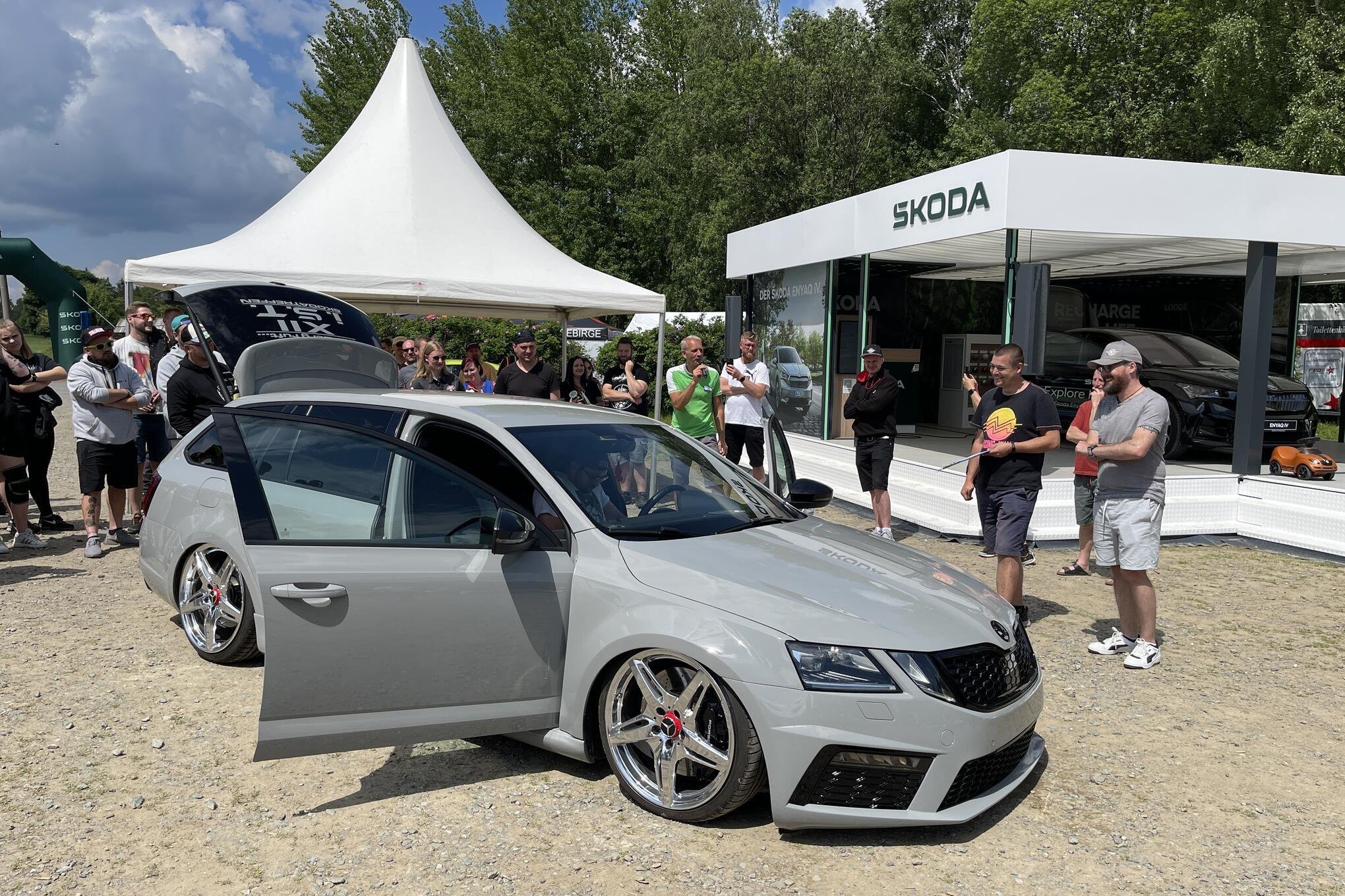 Weltgrößtes Škoda-Treffen im Erzgebirge: Pobershau erwartet Rekord-Ansturm