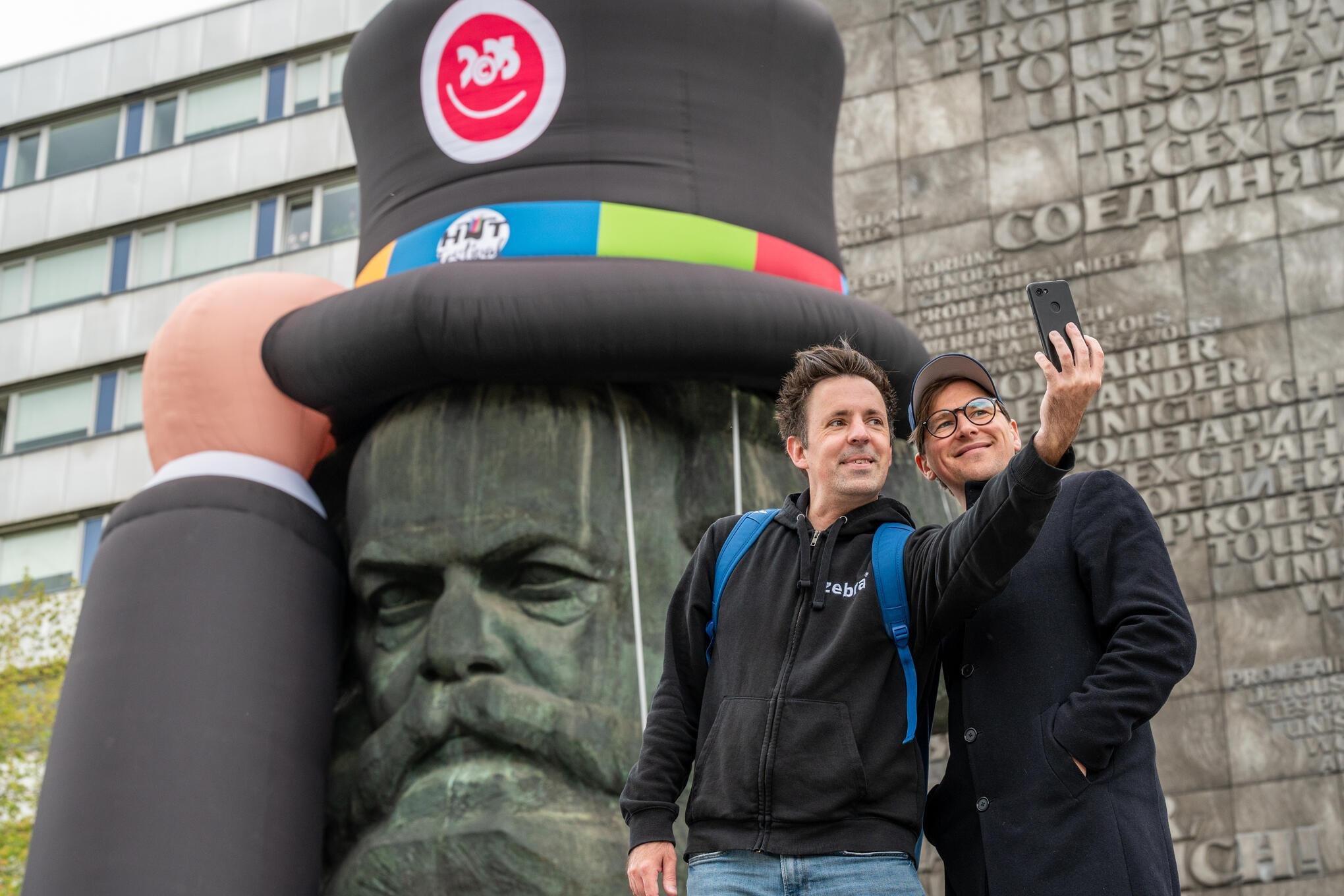 Warum trug Marx in Chemnitz so lange keinen Hut?