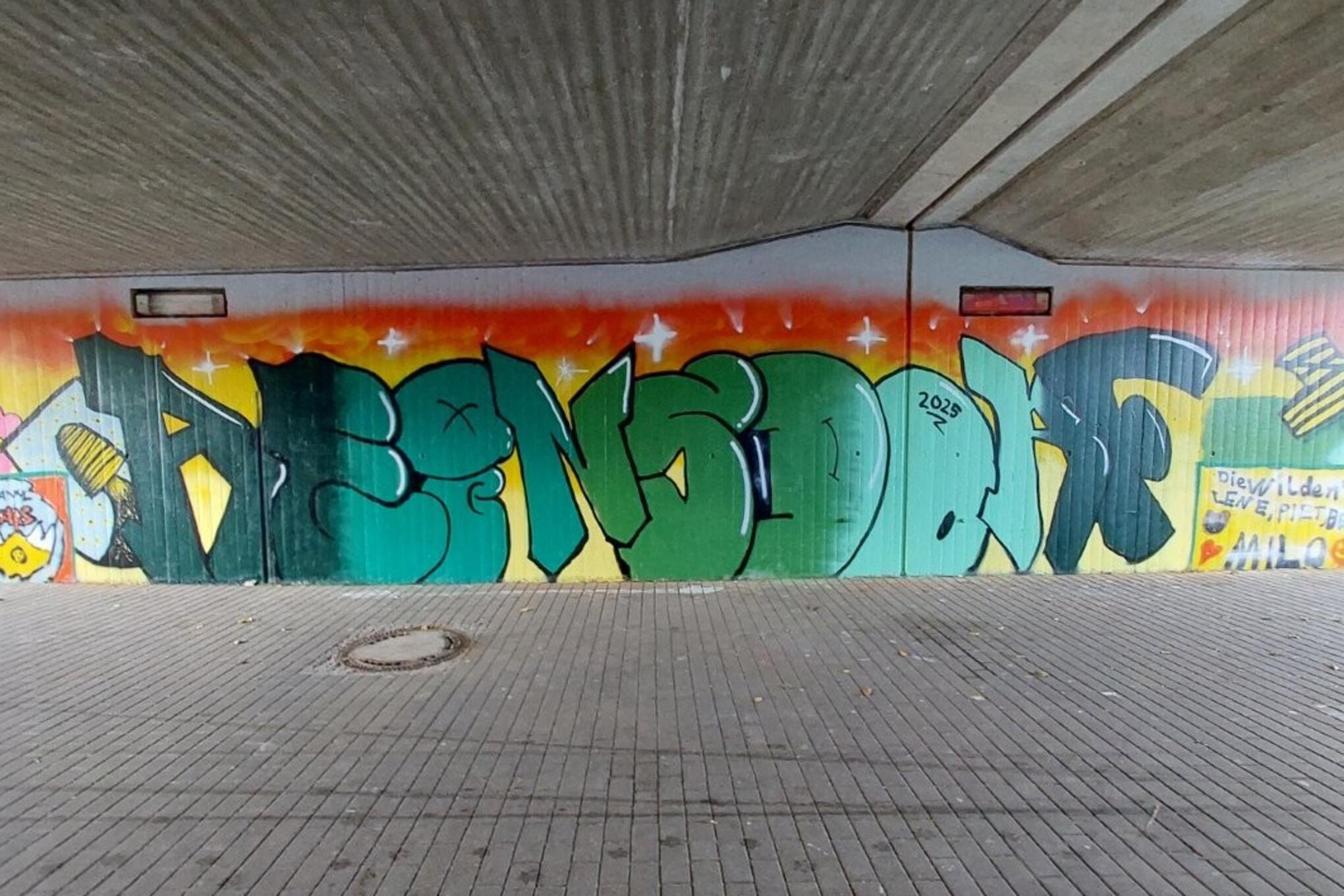 Aus Grau wird Bunt: Neues Graffiti in Reinsdorf wird zum Hingucker